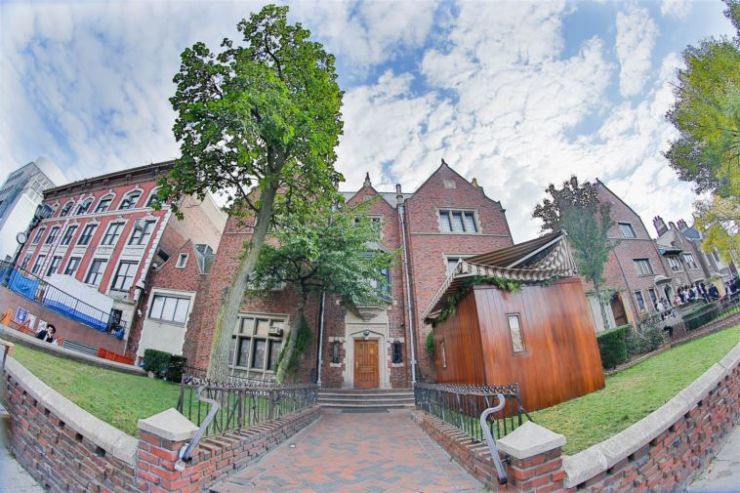 Beis Din Releases ‘Holiday Guide’ - Chabadinfo.com