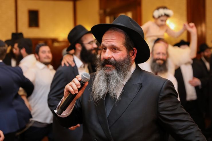 BREAKING: Rubashkin Denied Entry Into England - Chabadinfo.com