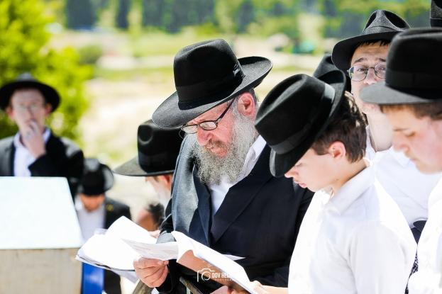 Hundreds Visit The Kever of R’ Yisroel Aryeh Leib - Chabadinfo.com