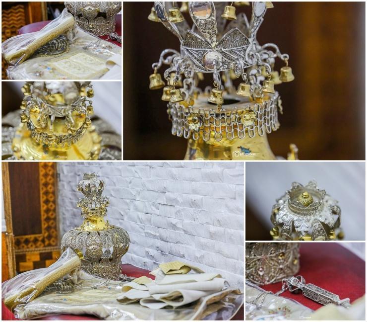 In All Its Glory: The Keser of the Moshiach’s Sefer Torah - Chabadinfo.com