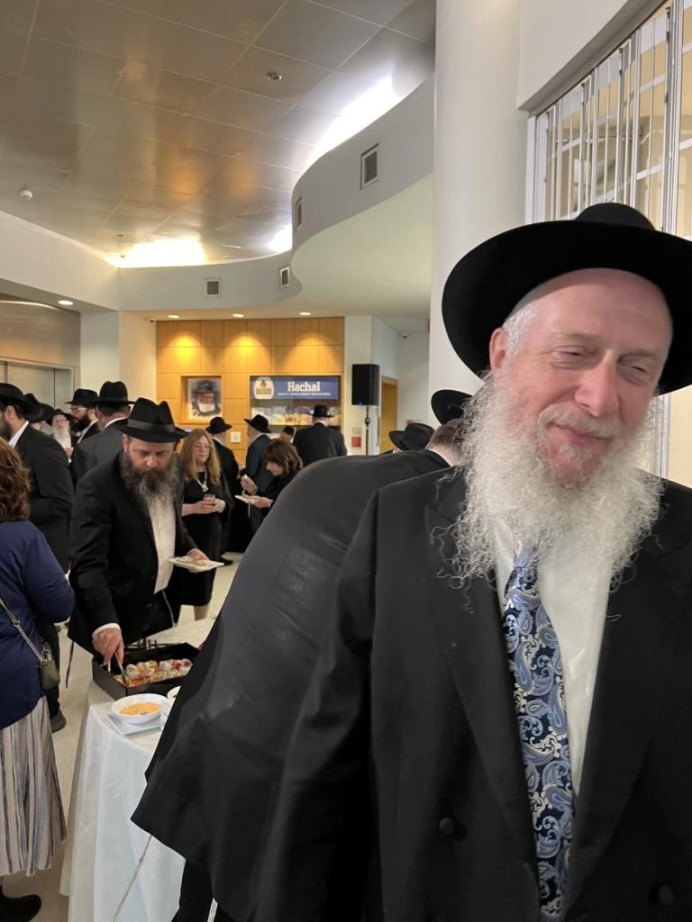 Hadar Hatorah Celebrates 60 Years - Chabadinfo.com